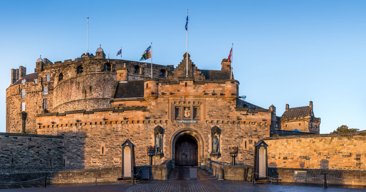 Edinburgh Castle History - Timeline & Summary [2026]